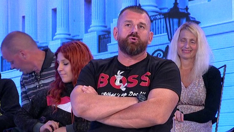 ŽESTOKO SUOČAVANJE! Majka MMA se javila uživo u program i izrešetala Miljana, pa od njega dobila ...