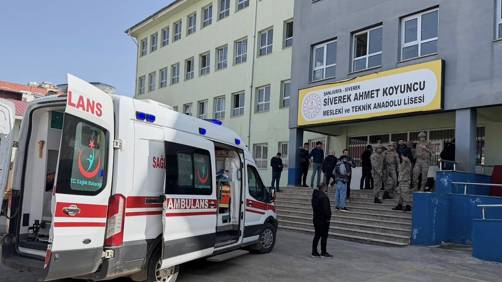 POTRESNE VESTI IZ TURSKE: Preminula deseta žrtva PUCNJAVE u školi | pink.rs