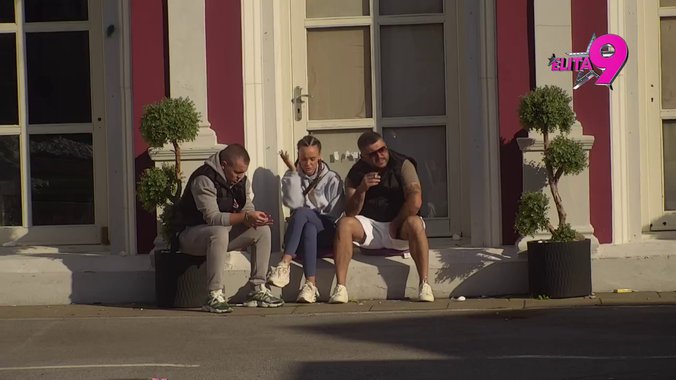 JA SAM TVOJ TIP MUŠKARCA! Asmin muva Teodoru, ona ga podsetila na Staniju! (VIDEO) | pink.rs