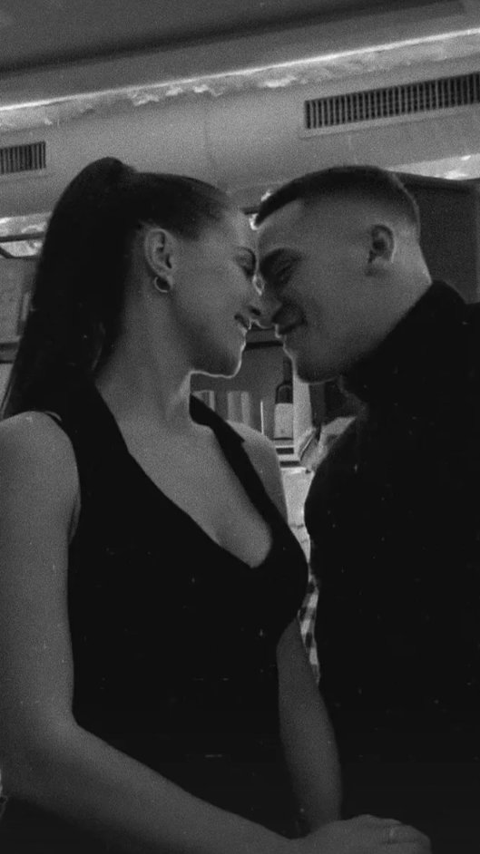 UHODILA DEČKA: Pevačica napravila pravu poteru po gradu, on bio s ...