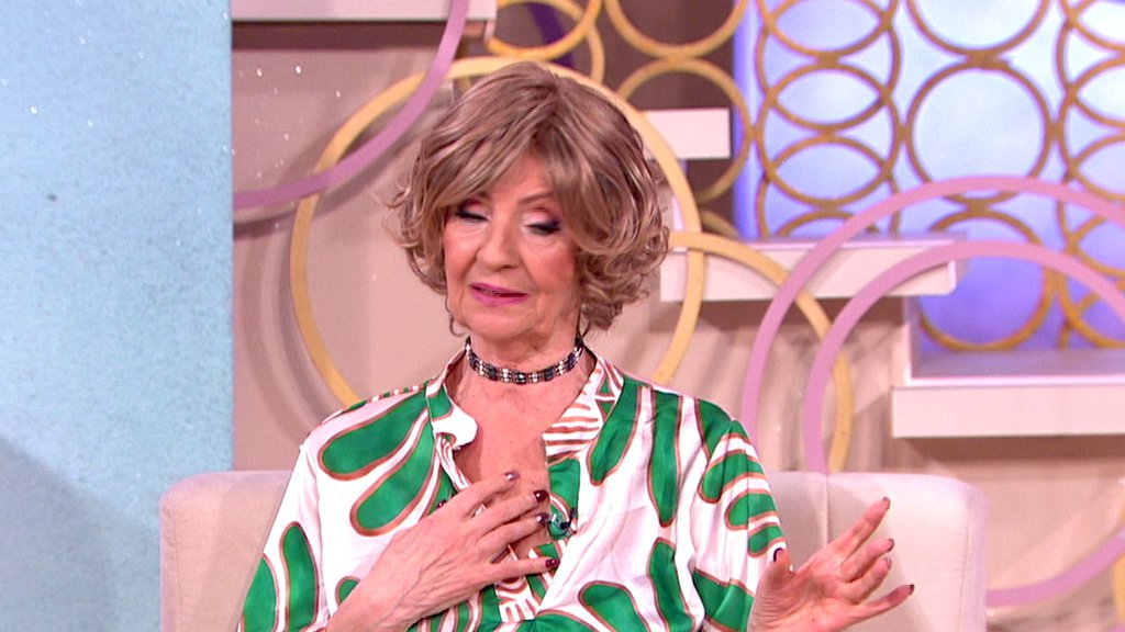 Ojadila kazino za 14 miliona dinara: Lepa Lukić ne može bez kocke ...