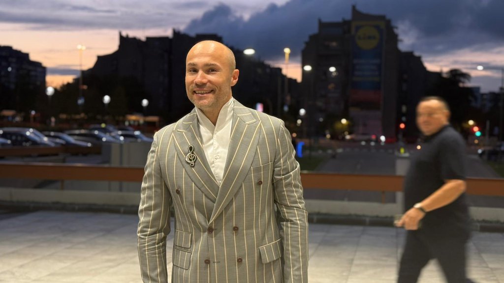 OTKRIO POL BEBE! Aca Sofronijević pokazao svoju TRUDNU SUPRUGU, pa joj se obratio najnežnijim ...