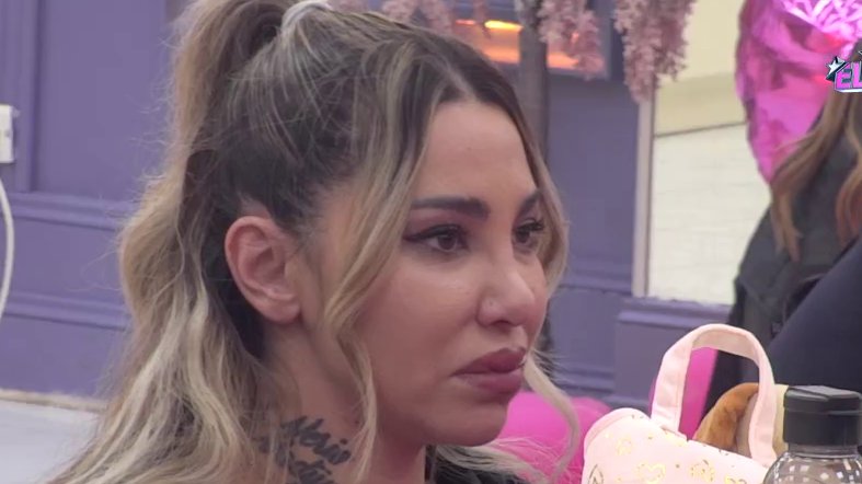 Trk na Pink: Aneli stigla u Šiša bar, nikad spremnija da ogoli dušu Darku Tanasijeviću o svojim ...