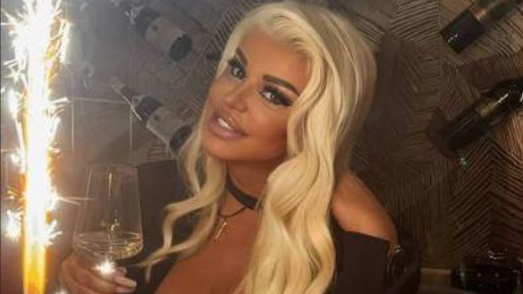 Zavirite na proslavu rođendana Dare Bubamare: Torta, vino, vatromet... Jedan detalj svima je ...