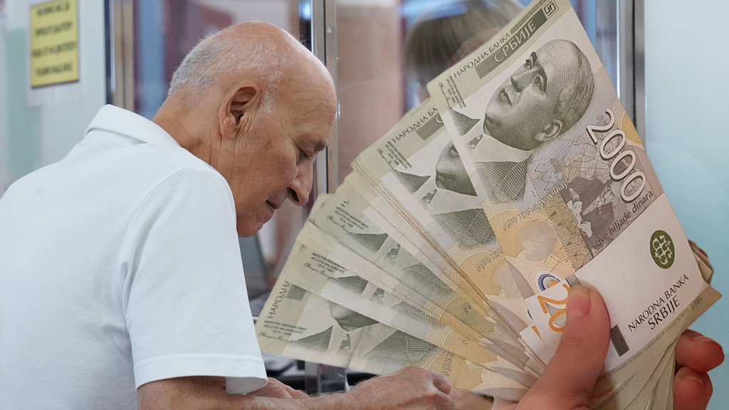 KOLIKE ĆE BITI PLATE U PROSVETI NAKON OKTOBARSKOG POVEĆANJA? Ovo je ...