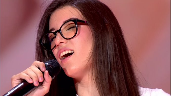 RASPAMETILA SVE! Ivona (14) oduvala žiri svojim vokalom, pljušte pohvale na sve strane (VIDEO ...