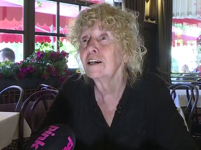 Droga nam se vukla po stanu! Eva Ras priznala kada je prvi put šmrkala ...
