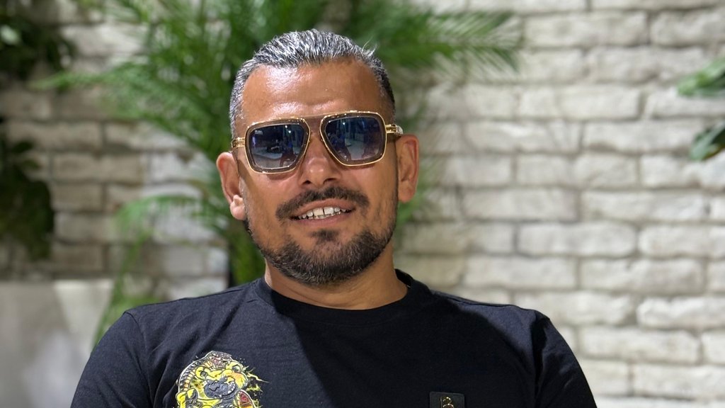 ULAZIM SLOMLJENOG SRCA: Bora Santana pred Elitu 9 progovorio o razvodu ...