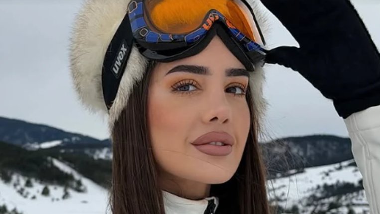 OKO ANĐELE ĐURIČIĆ MEĆAVA, SNEG I LED, A ONA POZIRA SAMO TAKO! Otišla ...