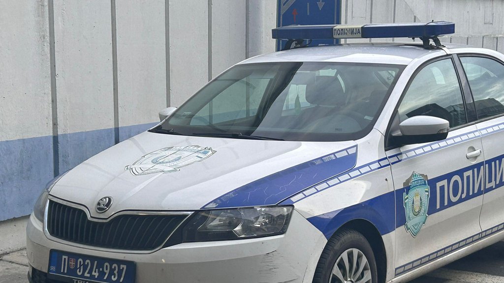 'ZAVRŠIĆETE KAO U RIBNIKARU' Jezive pretnje u osnovnoj školi na Novom Beogradu: Otac tražio da ...