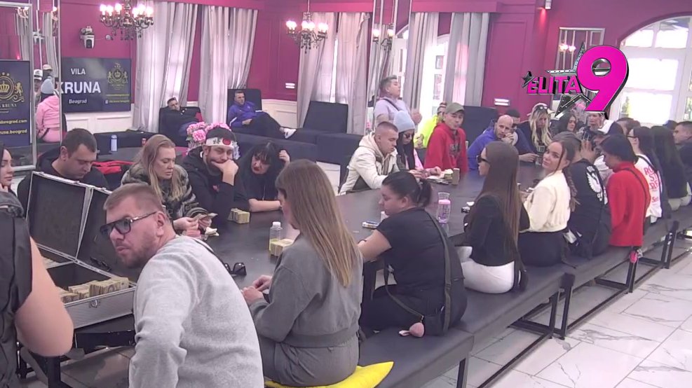 STAVI NEŠTO POD MAČ! Matora posavetovala ovog učesnika da MUVA DEVOJKE ...