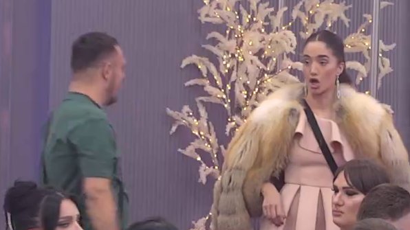 PODIVLJALA! Anđeli zbog prljavog plesa Gastoza i Aneli pala roletna, odmah mu pripretila ...