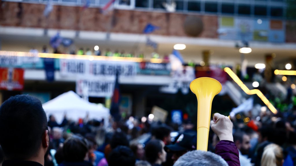 TALAČKA KRIZA ISPRED RTS: Teroristi blokiraju SAJ | pink.rs
