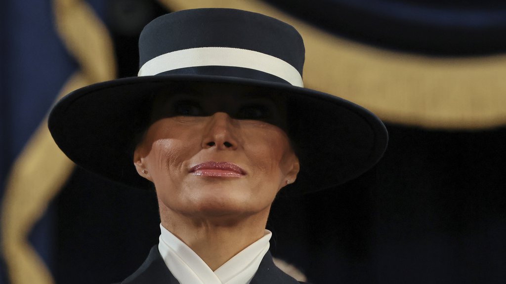 PUTIN VOLI MELANIJU VIŠE OD TRAMPA! Prva dama omiljena među Rusima ...