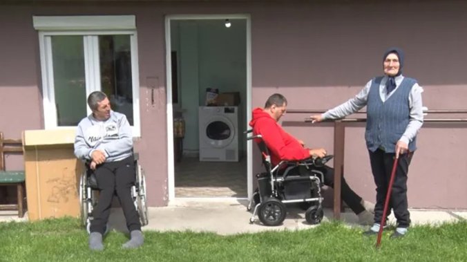 Tuga u selu Babine! Milica sa 75 godina sama brine o dva teško bolesna ...