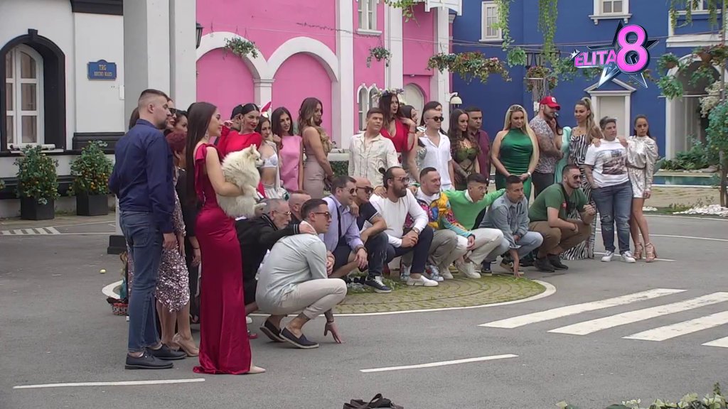 UJEDINJENIJI NEGO IKAD: Grupna slika učesnika Elite će vas ostaviti bez ...