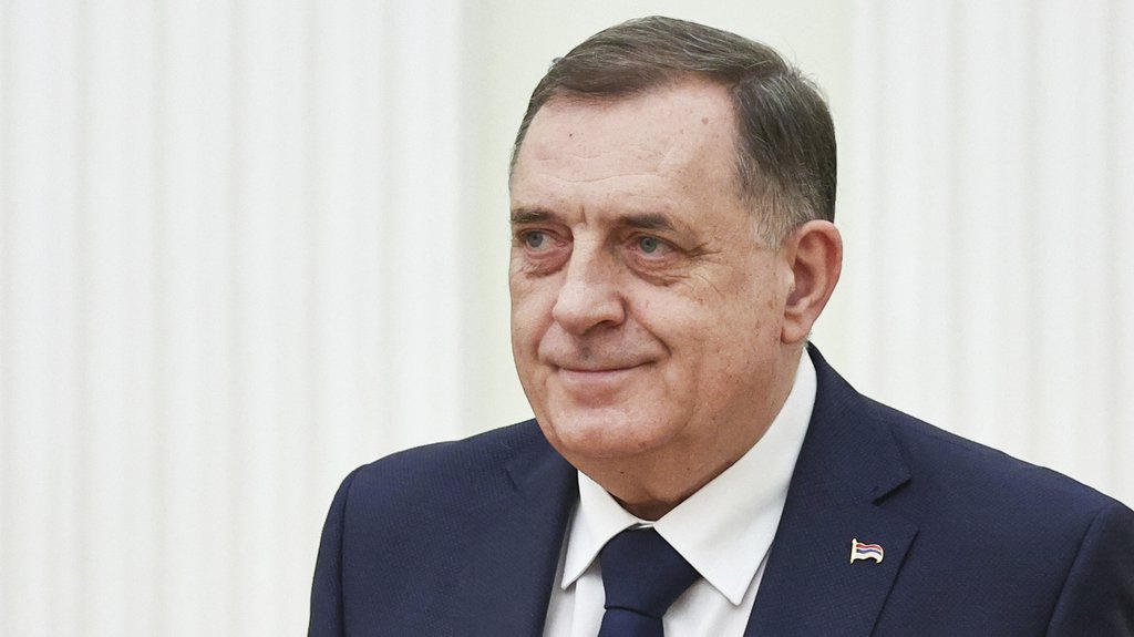 Oglasio se Dodik! Evo gde se nalazi predsednik Republike Srpske na dan kada mu je potvrđena ...