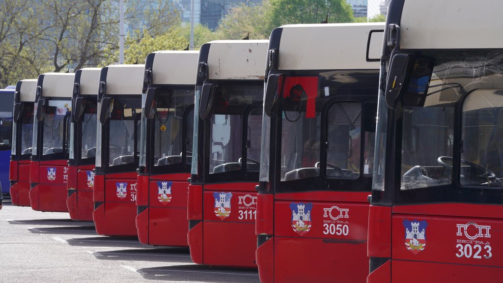 Vozila GSP-a hitno povučena sa ulica u depoe, evo šta je razlog | pink.rs