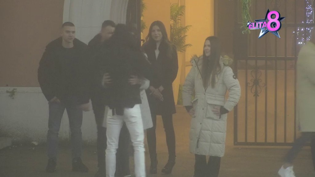 Šok! Andreju došli porodica i DEVOJKA u posetu, a evo šta su imali da ...